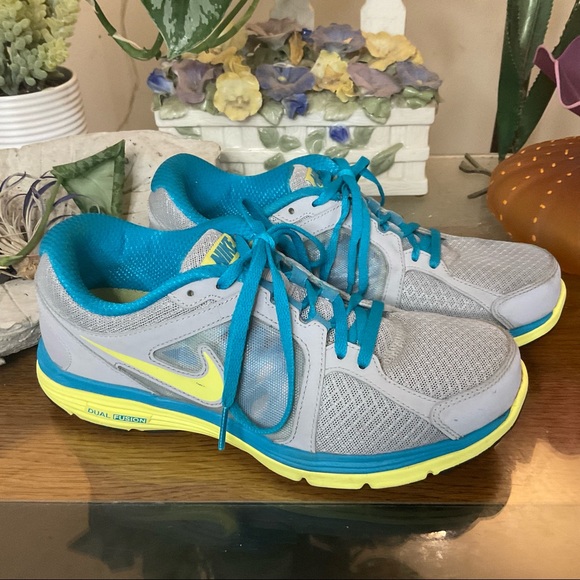 Nike | Shoes | Nike Womens Dual Fusion Run Sneakers Sz 8 | Poshmark